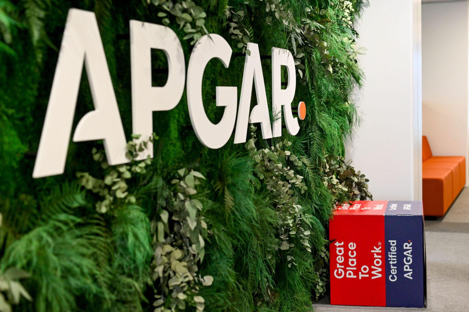 Opening of our new offices in Neuilly-sur-Seine - APGAR.